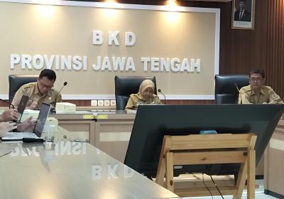 Rapat Pembinaan Zona Integritas Menuju Wilayah Bebas Korupsi Tahun 2025